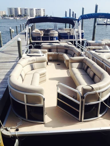Destin Harbor Pontoon Rental - Destin Vacation Boat Rentals